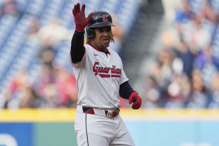 Naylor hits 3-run homer, Clase gets save in Guardians’ win | News, Sports, Jobs - The Herald Star